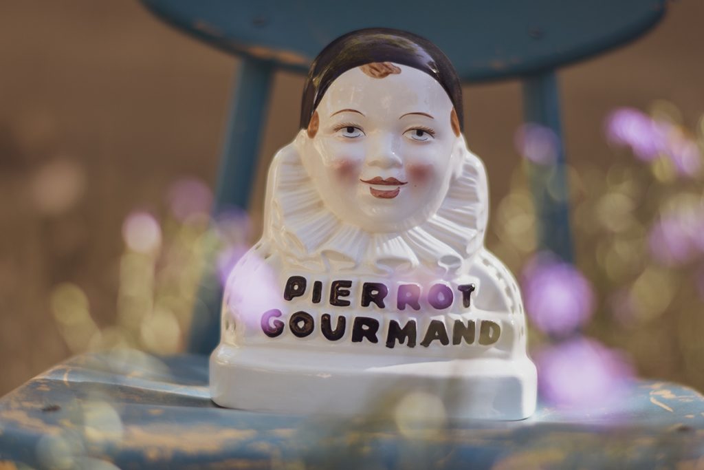 pierrot in the field